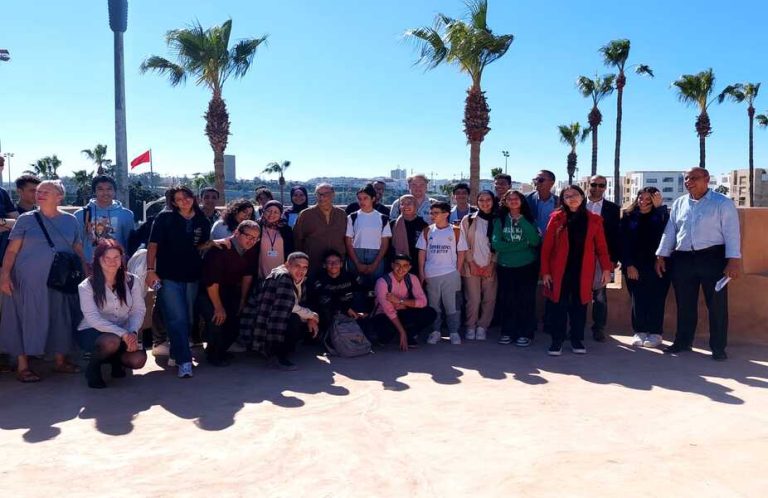 Lycée – EL YAKADA